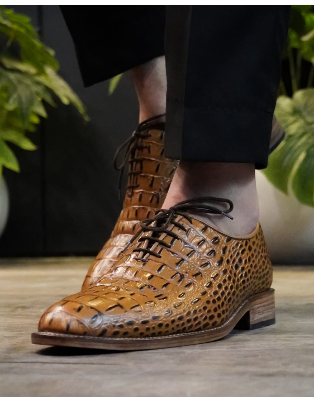 Handmade Men Tan Brown Dress Shoes, Men Crocodile | RebelsMarket