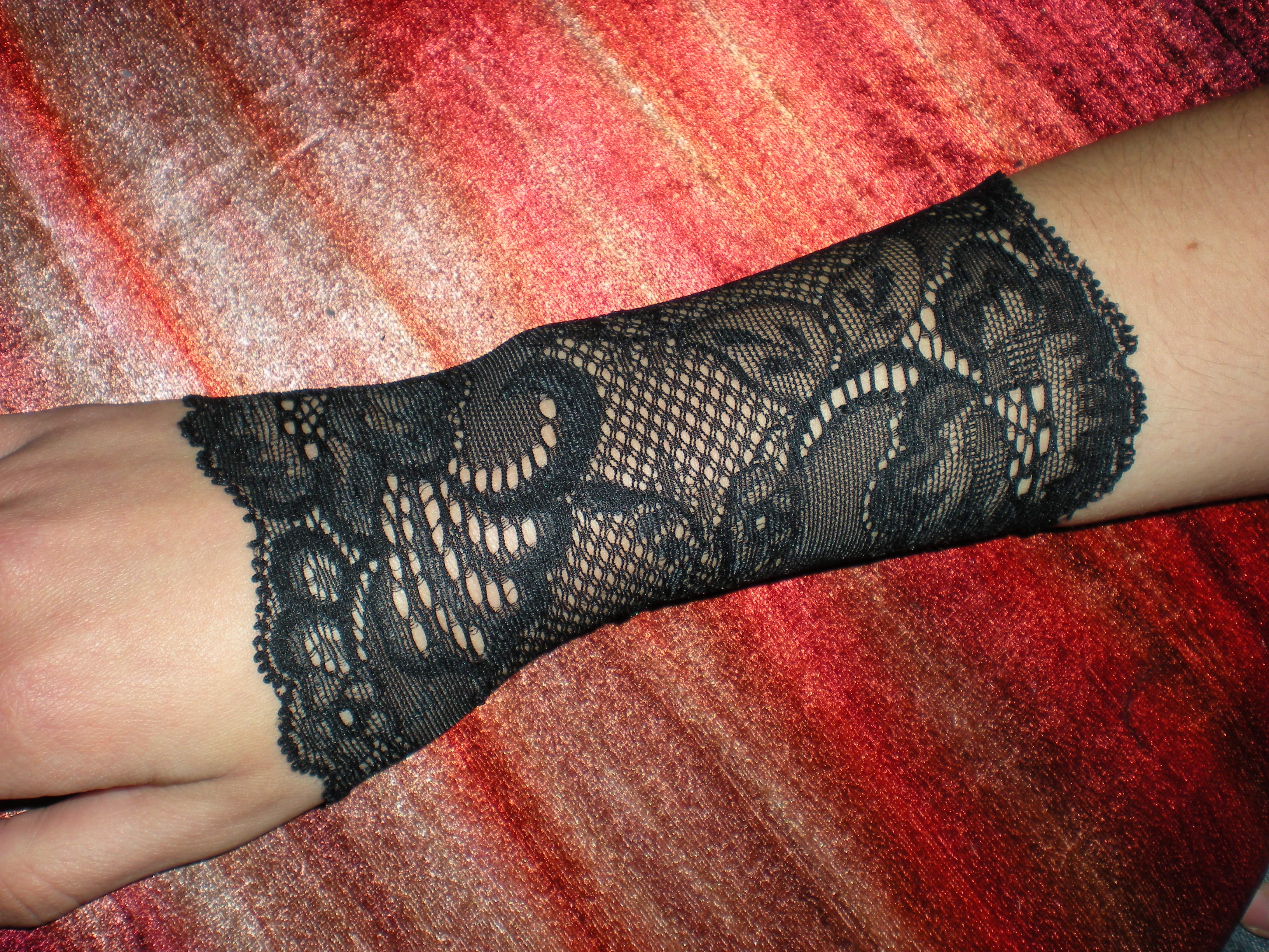 steampunk_gothic_stretch_lace_cuff_victorian_wristlet_gloves_2.JPG ...